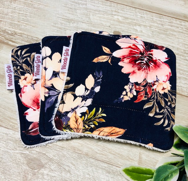 Navy Flower Reusable Wipes – Woods Girls